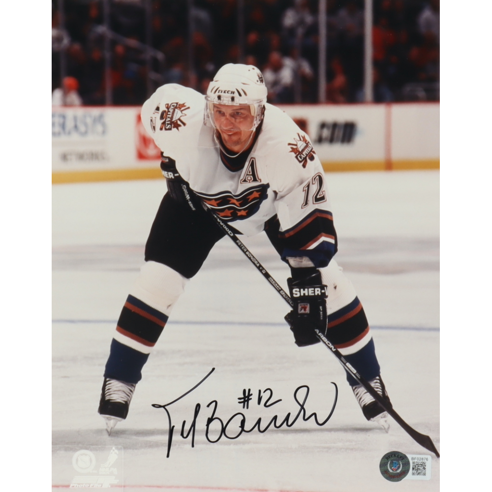 Peter Bondra Signed Capitals 8x10 Photo (Beckett) | Pristine Auction