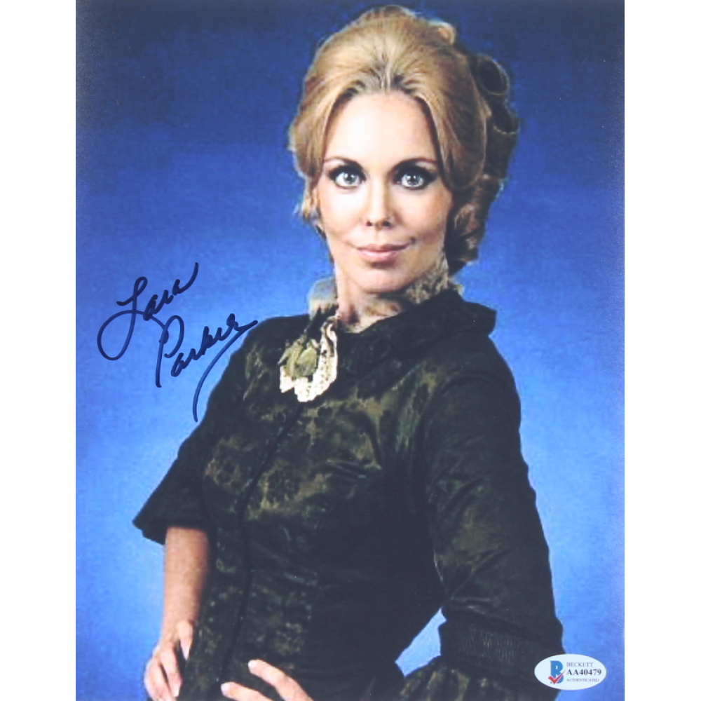 Lara Parker Signed "Dark Shadows" 8x10 Photo (Beckett) | Pristine Auction