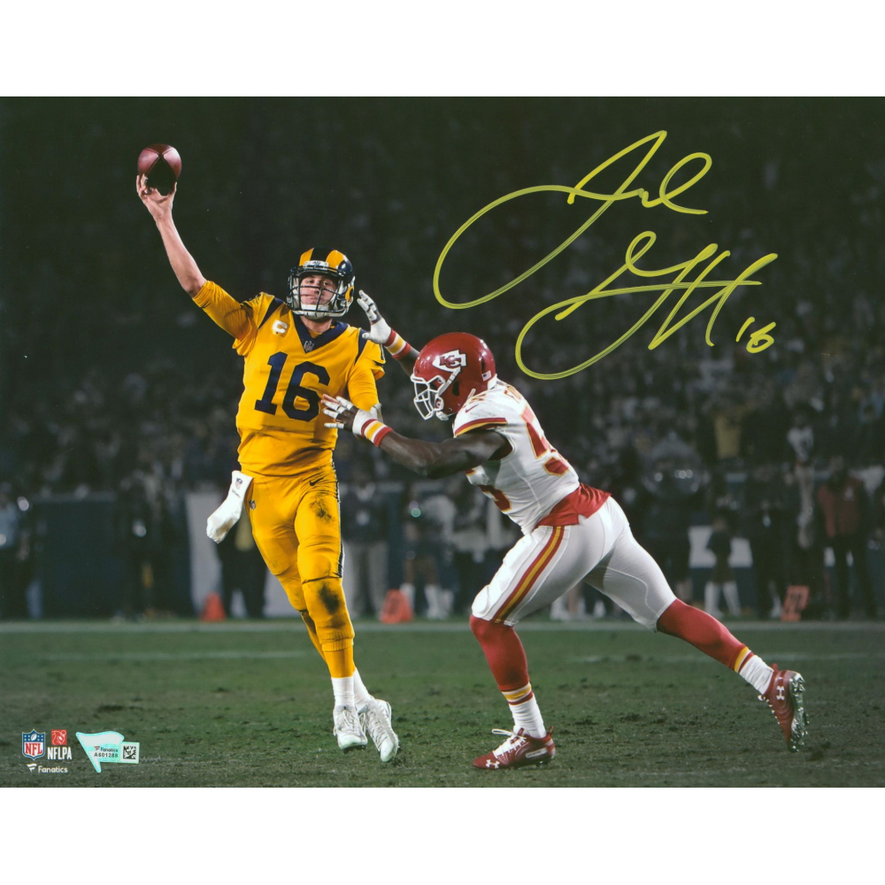 Jared Goff Signed Rams 11x14 Photo (Fanatics) | Pristine Auction