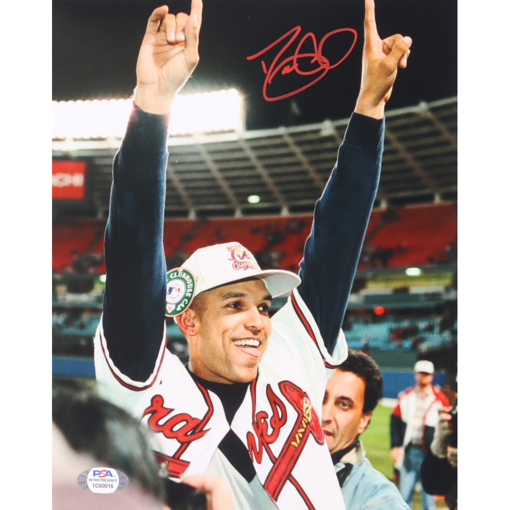 David Justice Signed Braves 8x10 Photo (PSA) | Pristine Auction