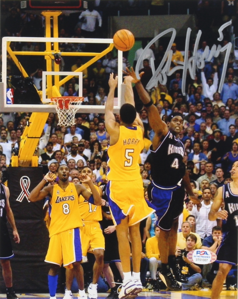 Robert Horry Signed Lakers 8x10 Photo (PSA) | Pristine Auction