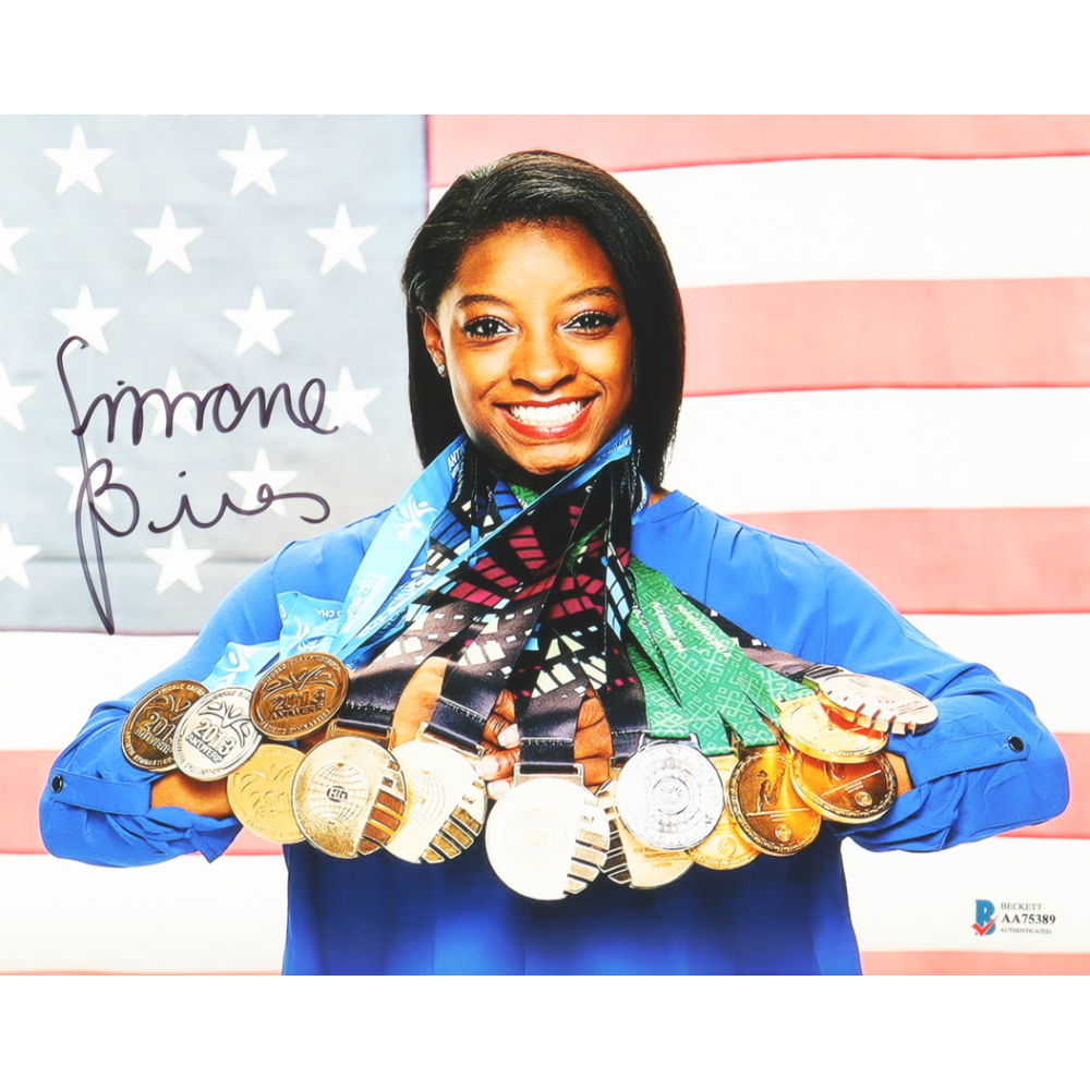 Simone Biles Signed Team USA 8x10 Photo (Beckett) | Pristine Auction