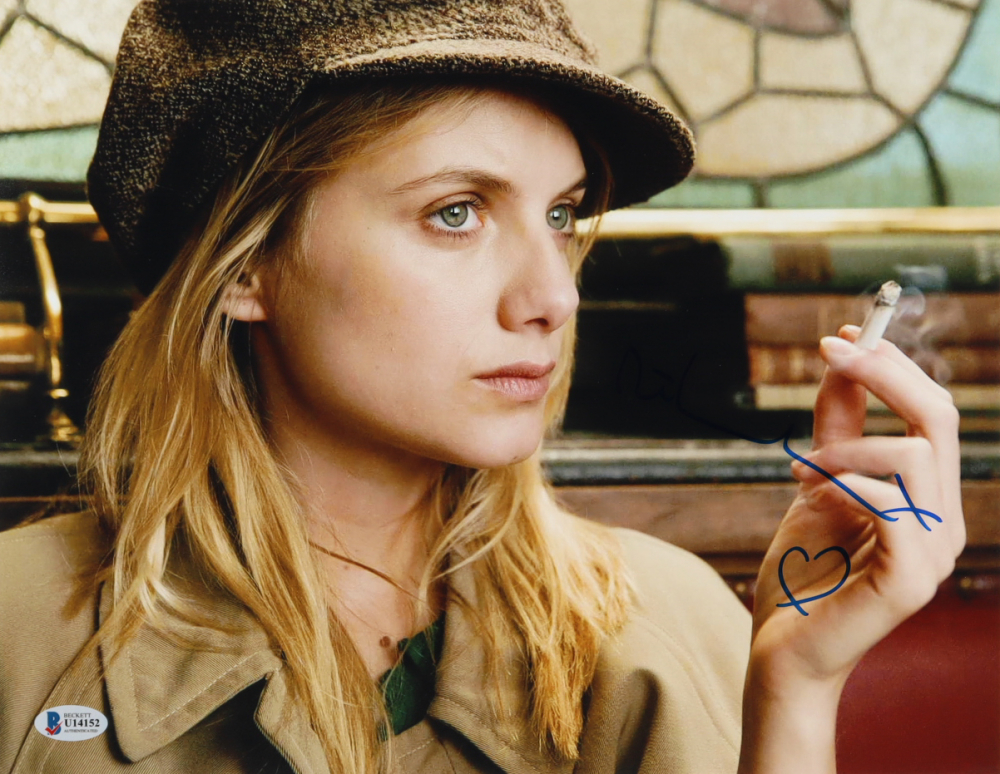 Melanie Laurent Signed "Inglourious Basterds" 11x14 Photo (Beckett ...
