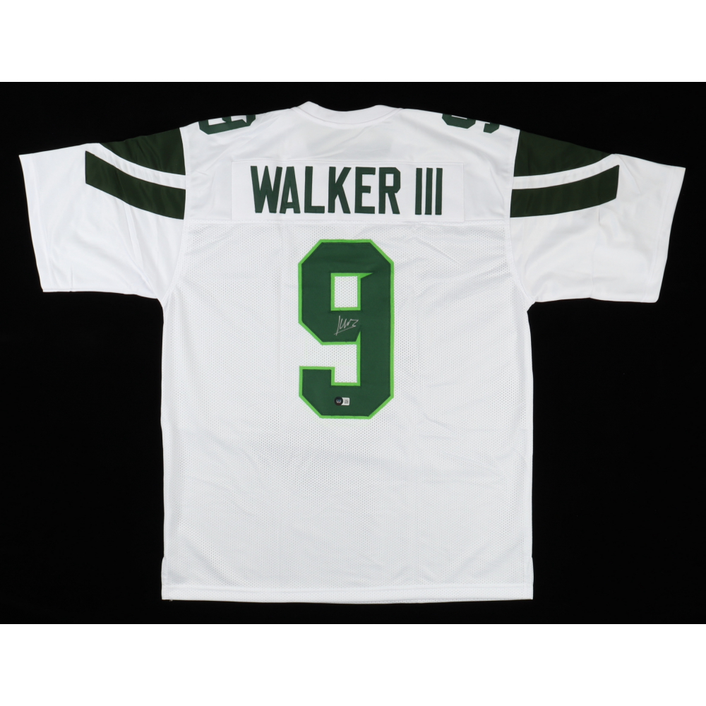 Kenneth Walker III Signed Jersey (Beckett) | Pristine Auction