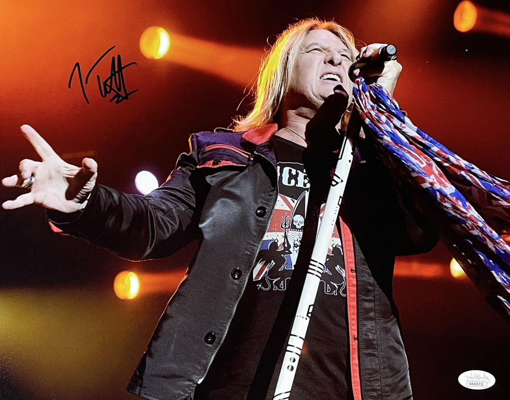 Joe Elliott Signed 11x14 Photo (JSA) | Pristine Auction