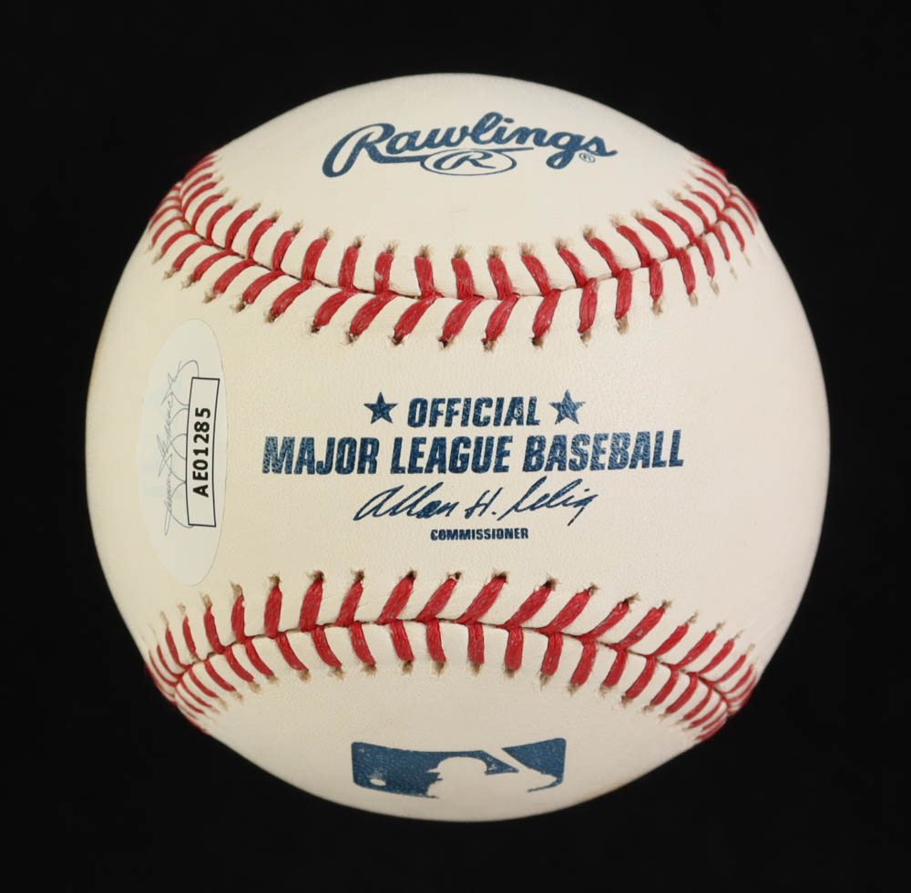 Clayton Kershaw Signed OML Baseball (JSA) | Pristine Auction