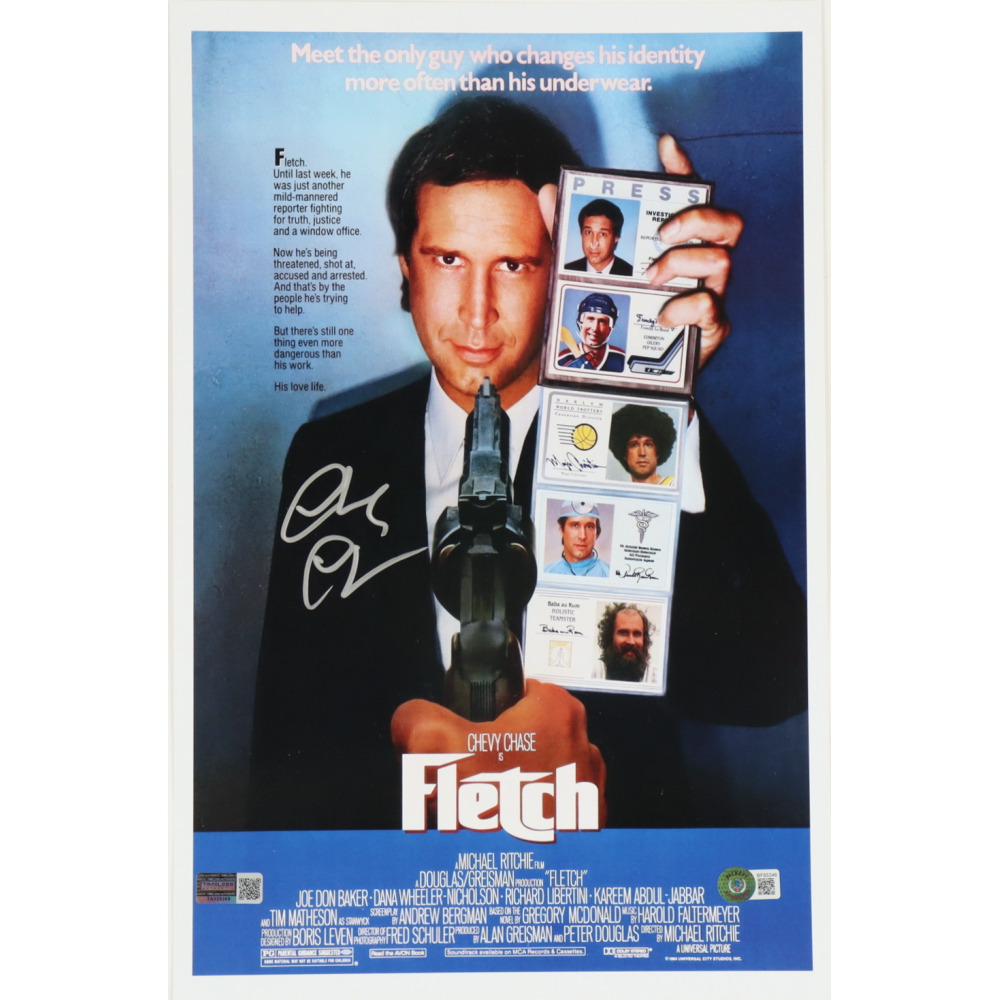 Chevy Chase Signed "Fletch" 11x17 Photo (Beckett) | Pristine Auction