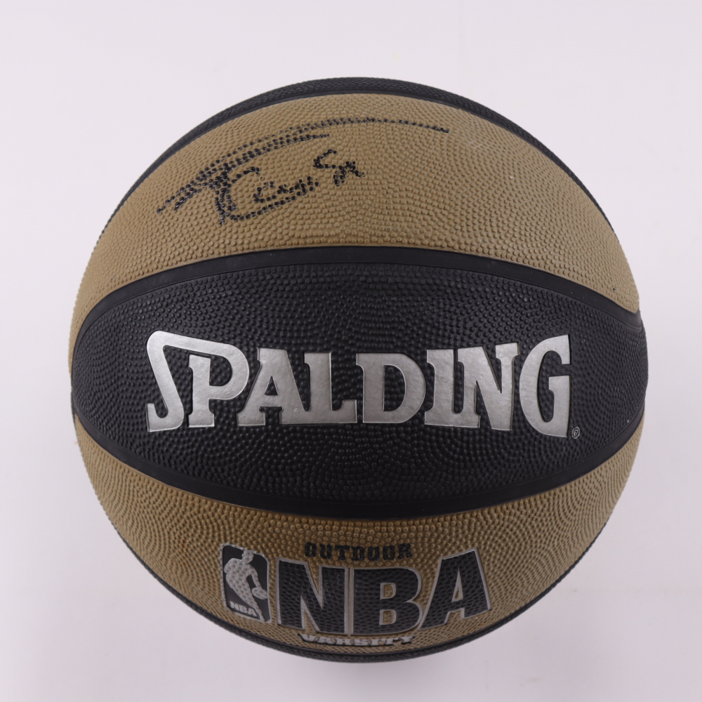 Tim Duncan Signed Basketball (Beckett) | Pristine Auction