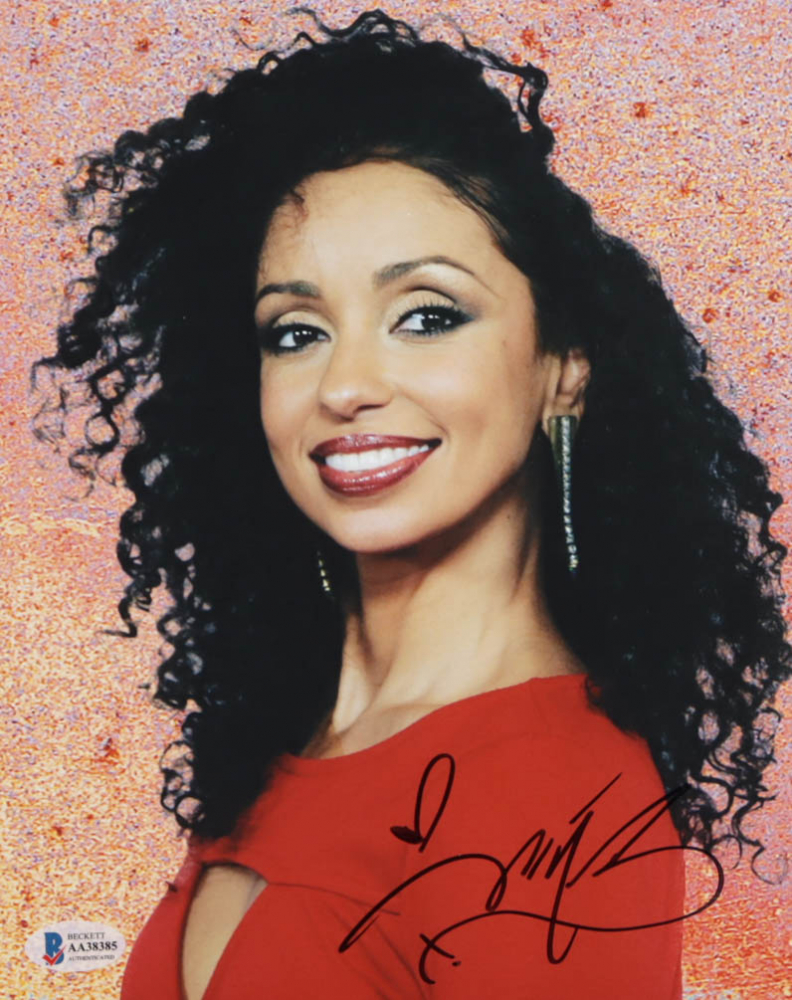 Mya Harrison Signed 8x10 Photo (Beckett) | Pristine Auction