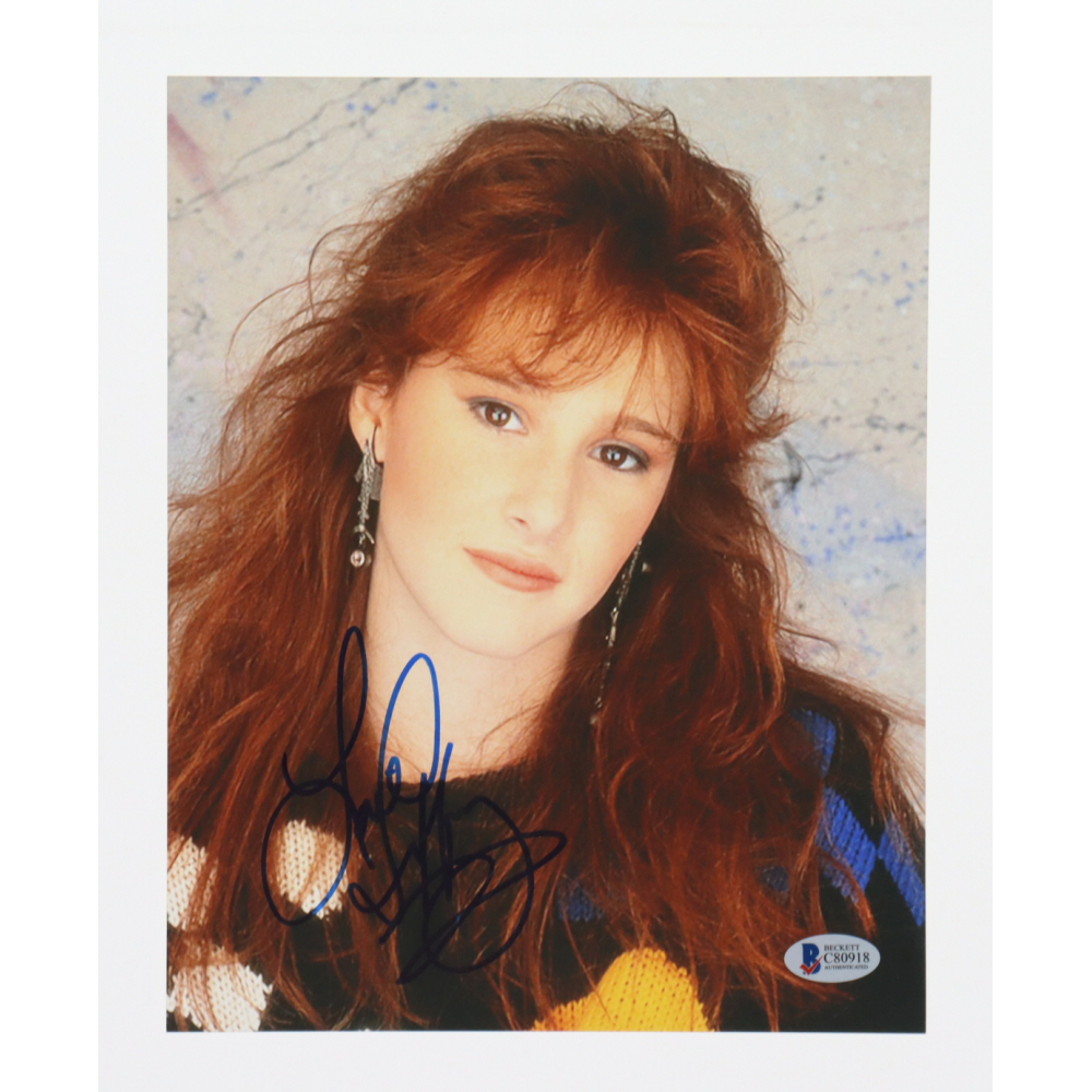 Debbie Gibson Signed 8x10 Photo (Beckett) | Pristine Auction