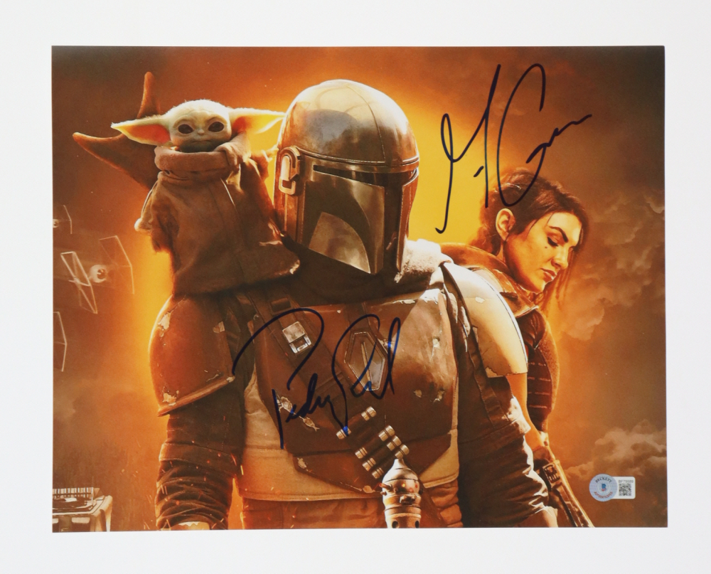 Pedro Pascal Gina Carano Signed The Mandalorian 11x14 Photo
