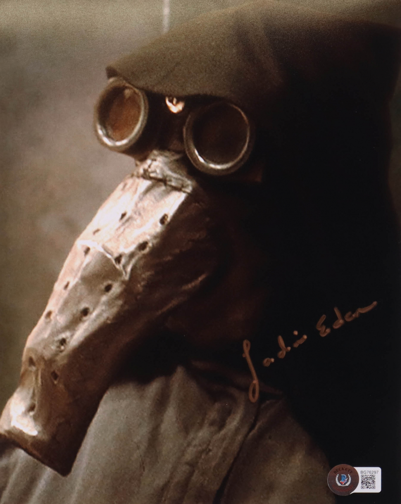 Sadie Edon Signed STAR WARS 8x10 Photo (Beckett) | Pristine Auction