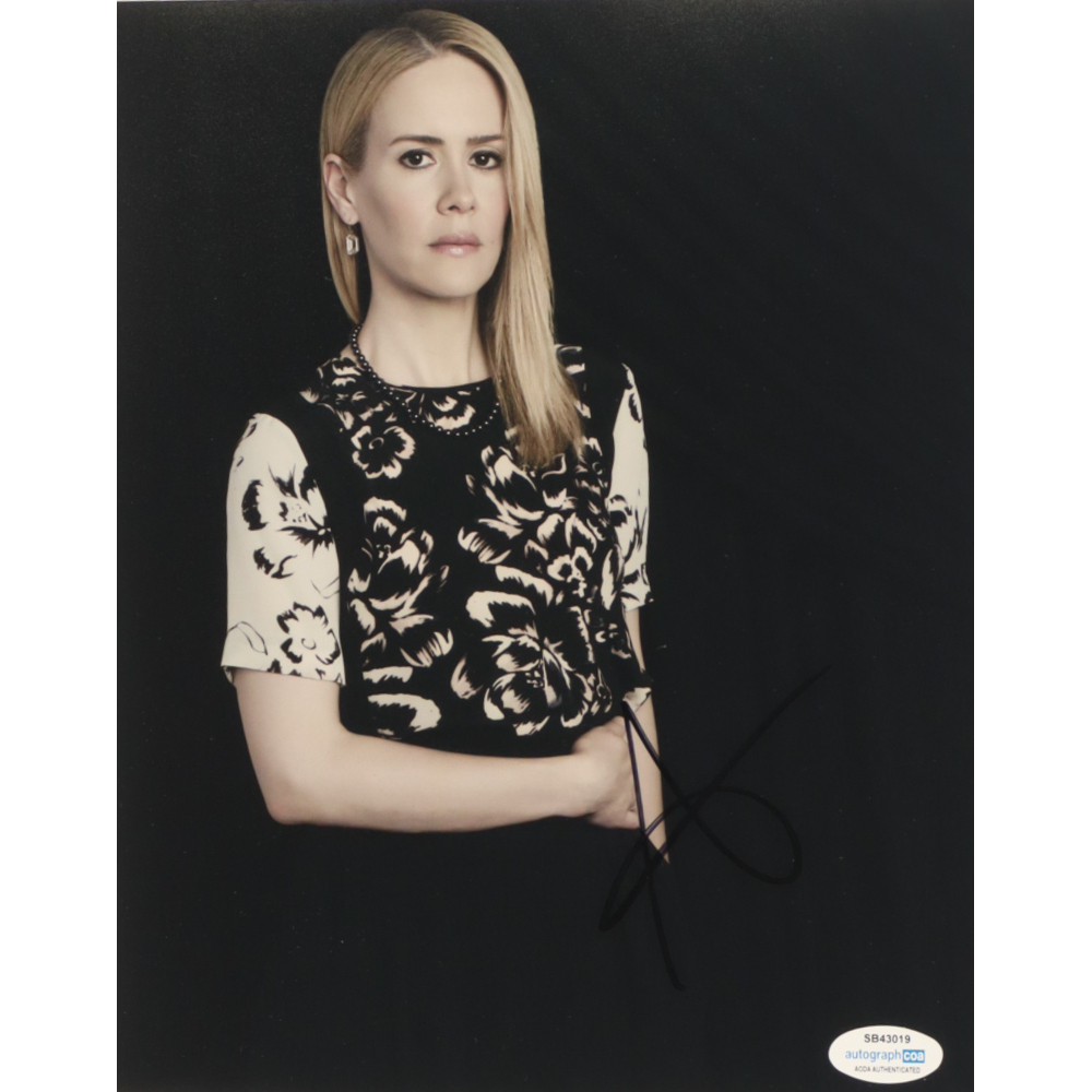 Sarah Paulson Signed 8x10 Photo (AutographCOA) | Pristine Auction