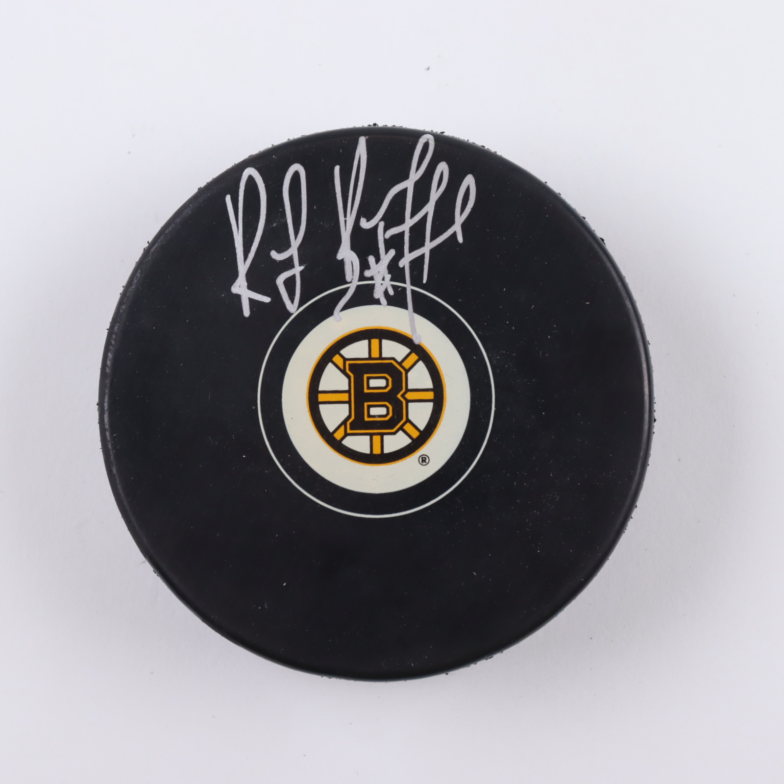 Ray Bourque Signed Bruins Logo Hockey Puck (Schwartz & Frozen Pond ...