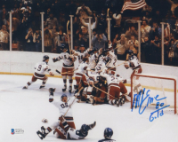 Mike Eruzione Signed Team USA 8x10 Photo Inscribed "80 Gold" (Beckett ...