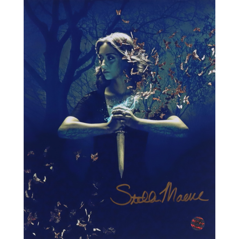 Stella Maeve Signed "The Magicians" 8x10 Photo (Wizard World ...