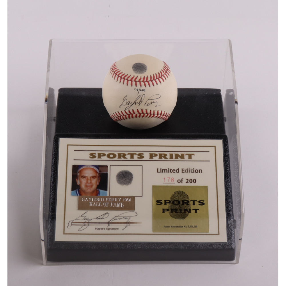 Gaylord Perry Signed LE ONL Baseball Display with Thumbprint (Beckett) | Pristine Auction