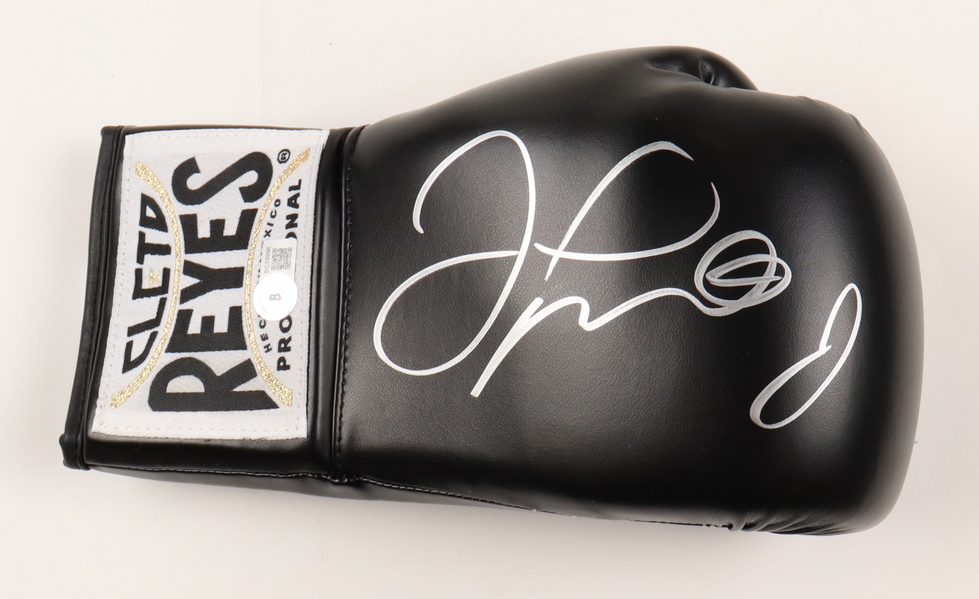 Floyd Mayweather Jr. Signed Cleto Reyes Boxing Glove (Beckett ...