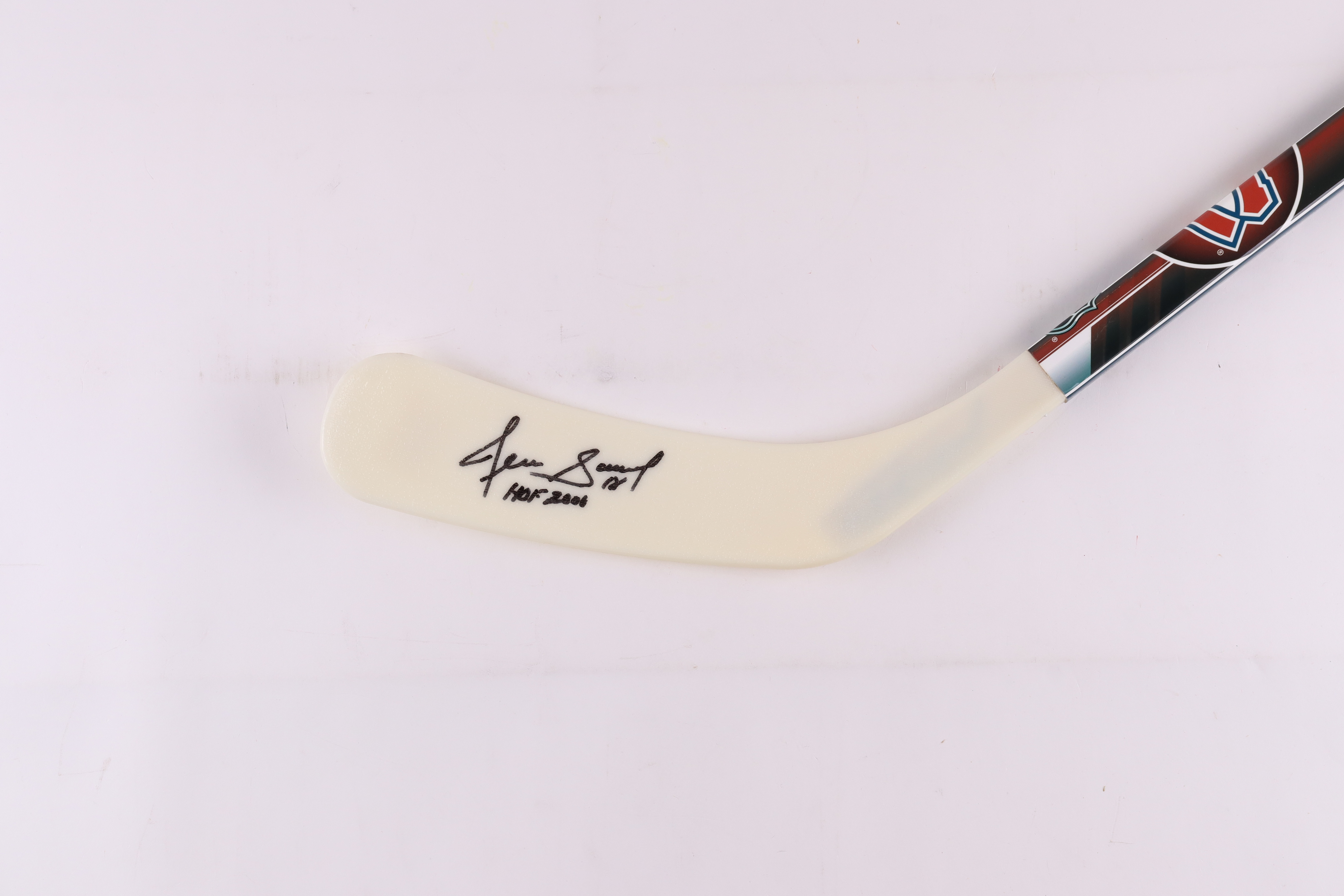 Denis Savard Signed Canadiens Hockey Stick Inscribed "HOF 2000" (Schwartz) | Pristine Auction