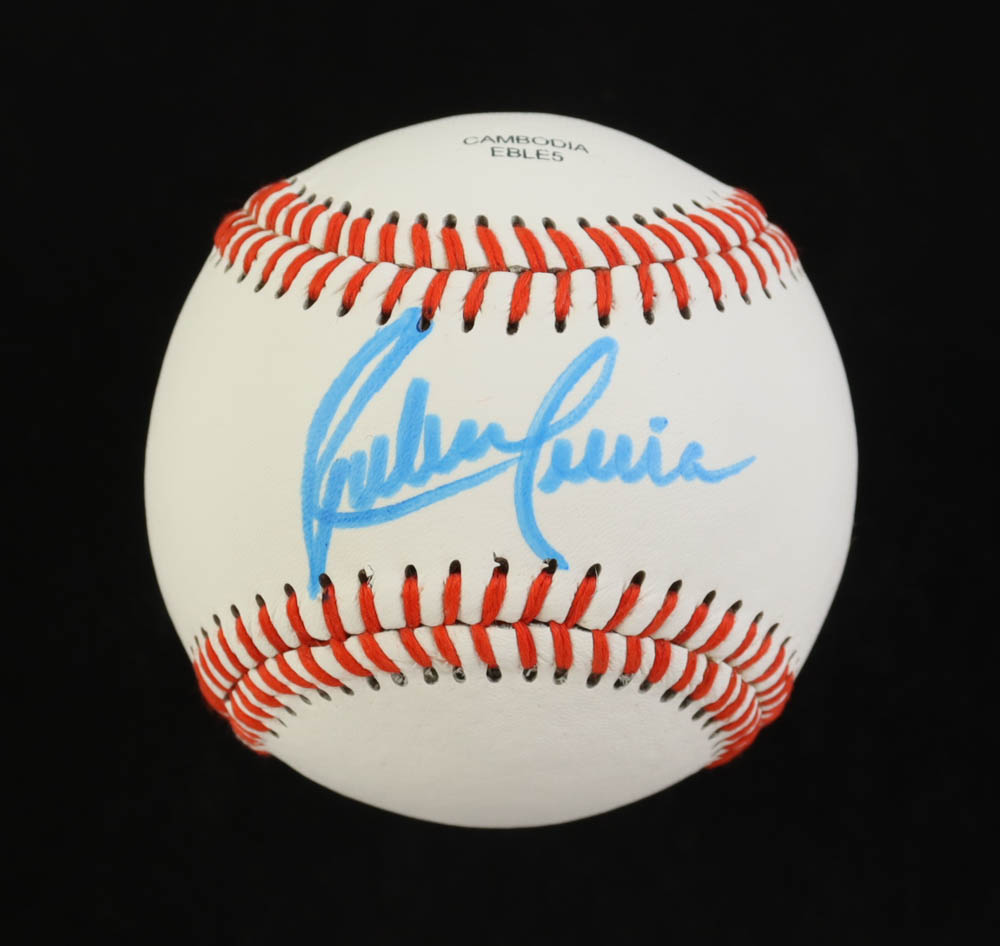 Ruben Sierra Signed OL Baseball (Beckett) | Pristine Auction