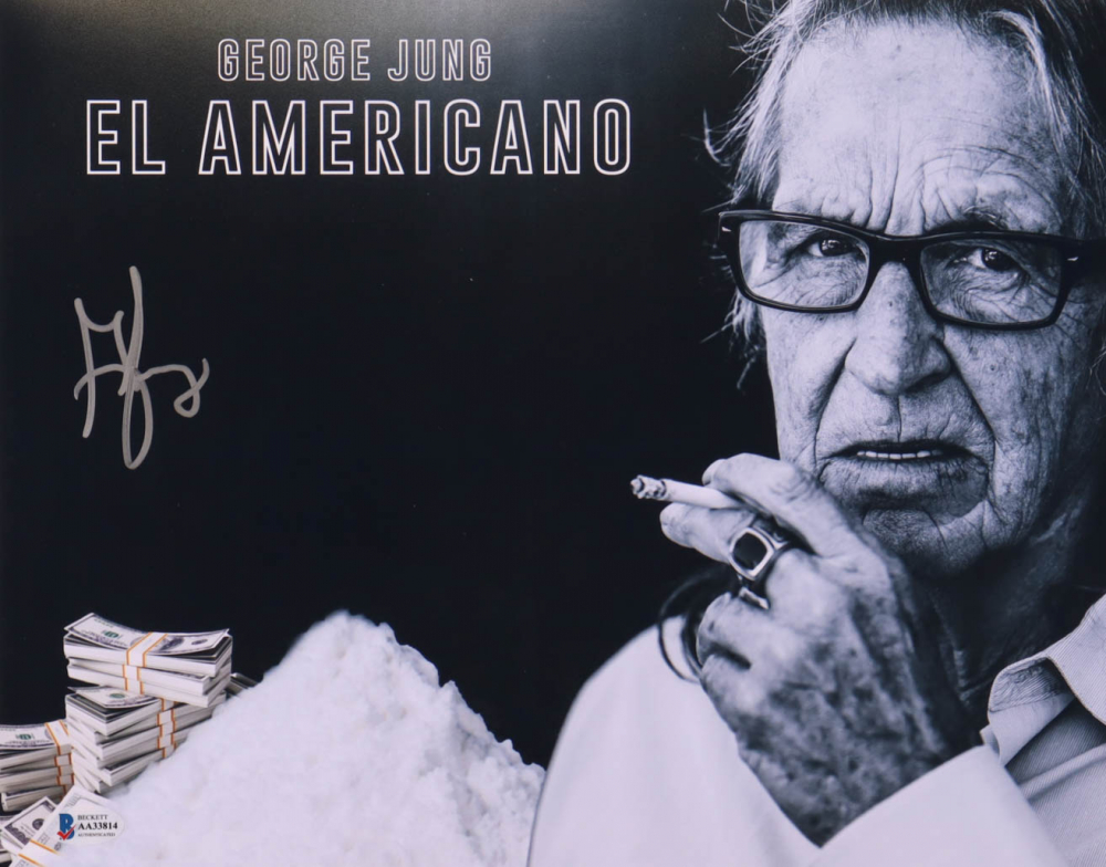 George Jung Signed 11x14 Photo (Beckett) | Pristine Auction