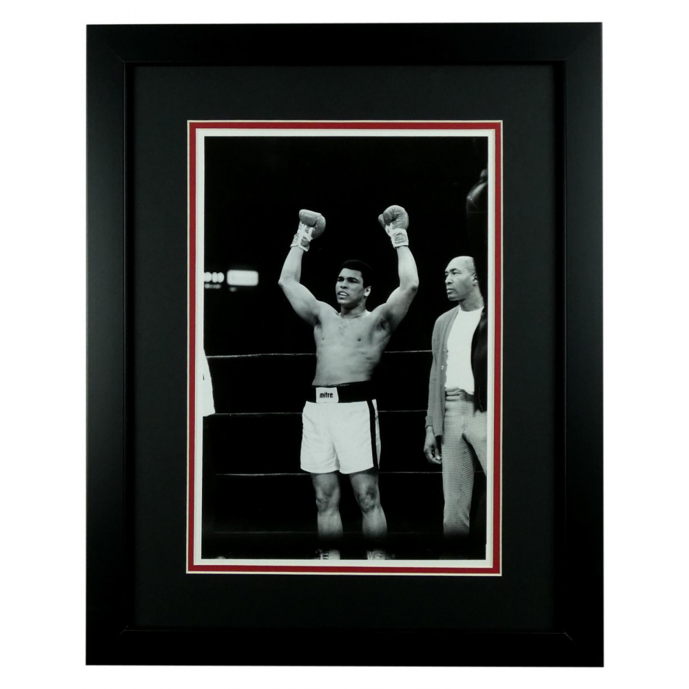 1977 Muhammad Ali vs. Earnie Shavers Custom Framed Photo Display (PSA ...