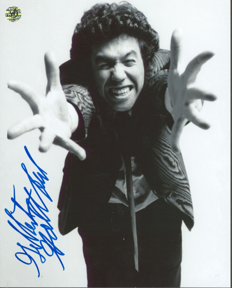 Gilbert Gottfried 8x10 Photo (Wizard World) | Pristine Auction
