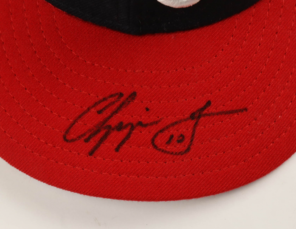 Chipper Jones Signed Braves Logo 1999 World Series Fitted Hat (Beckett ...