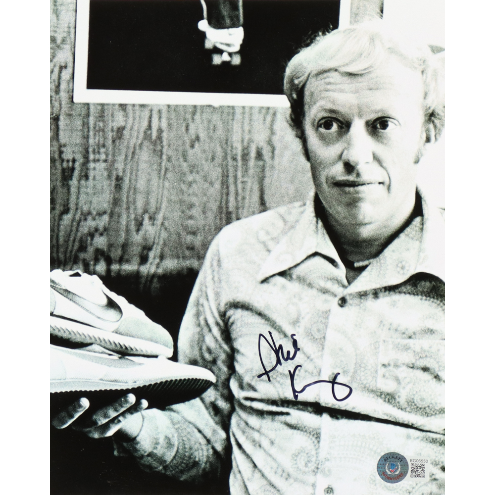 Phil Knight Signed 8x10 Photo (Beckett) | Pristine Auction