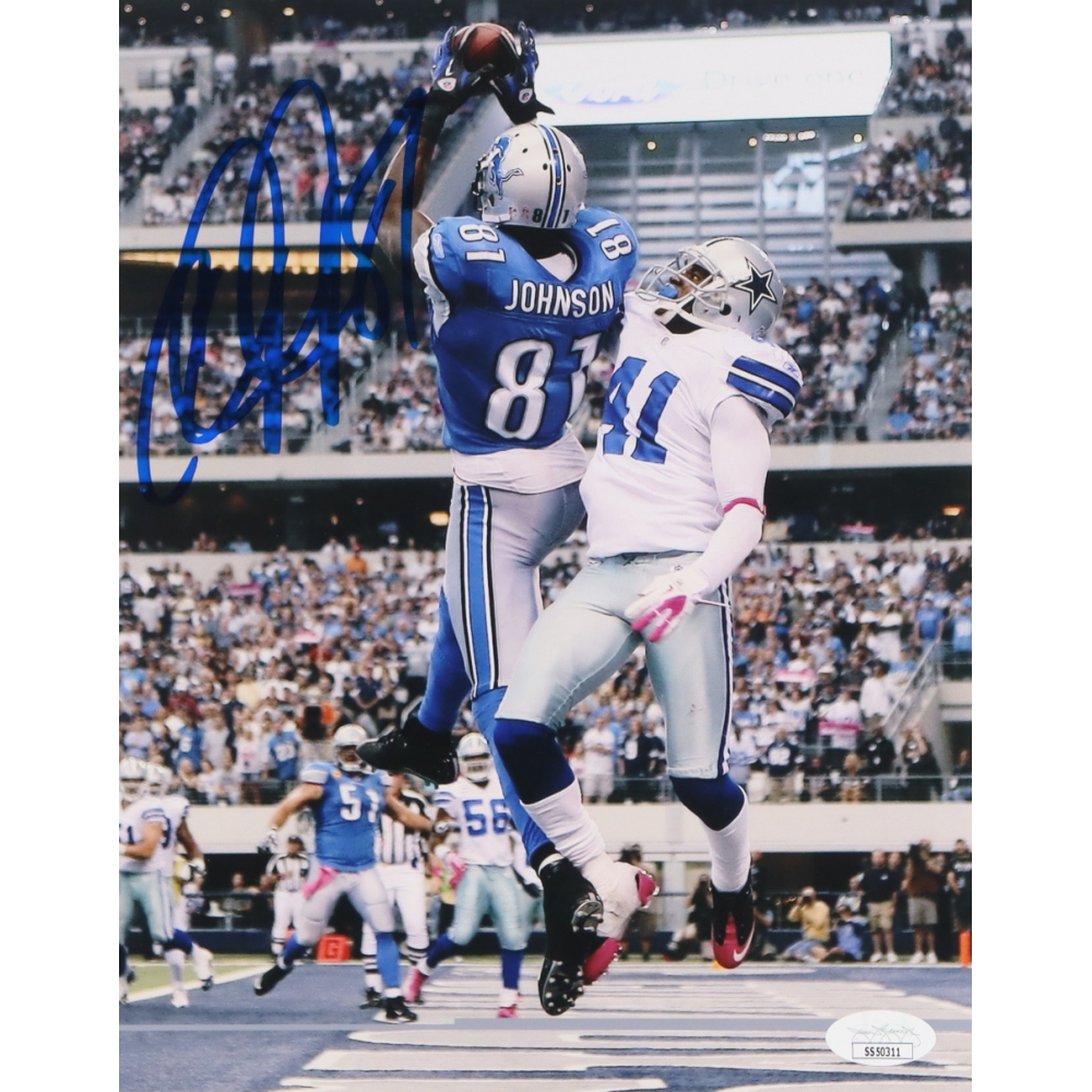 Calvin Johnson Signed Lions 8x10 Photo (JSA) | Pristine Auction