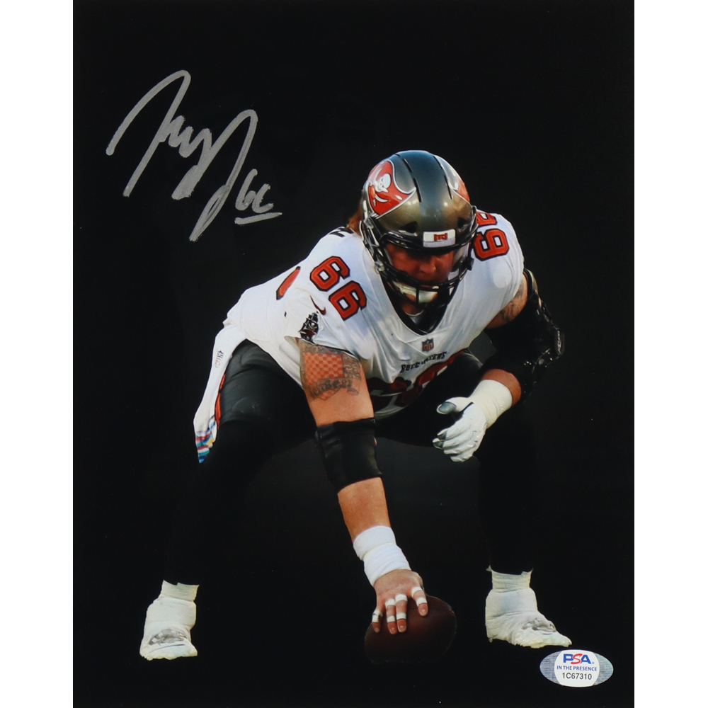 Ryan Jensen Signed Buccaneers 8x10 Photo (PSA) | Pristine Auction