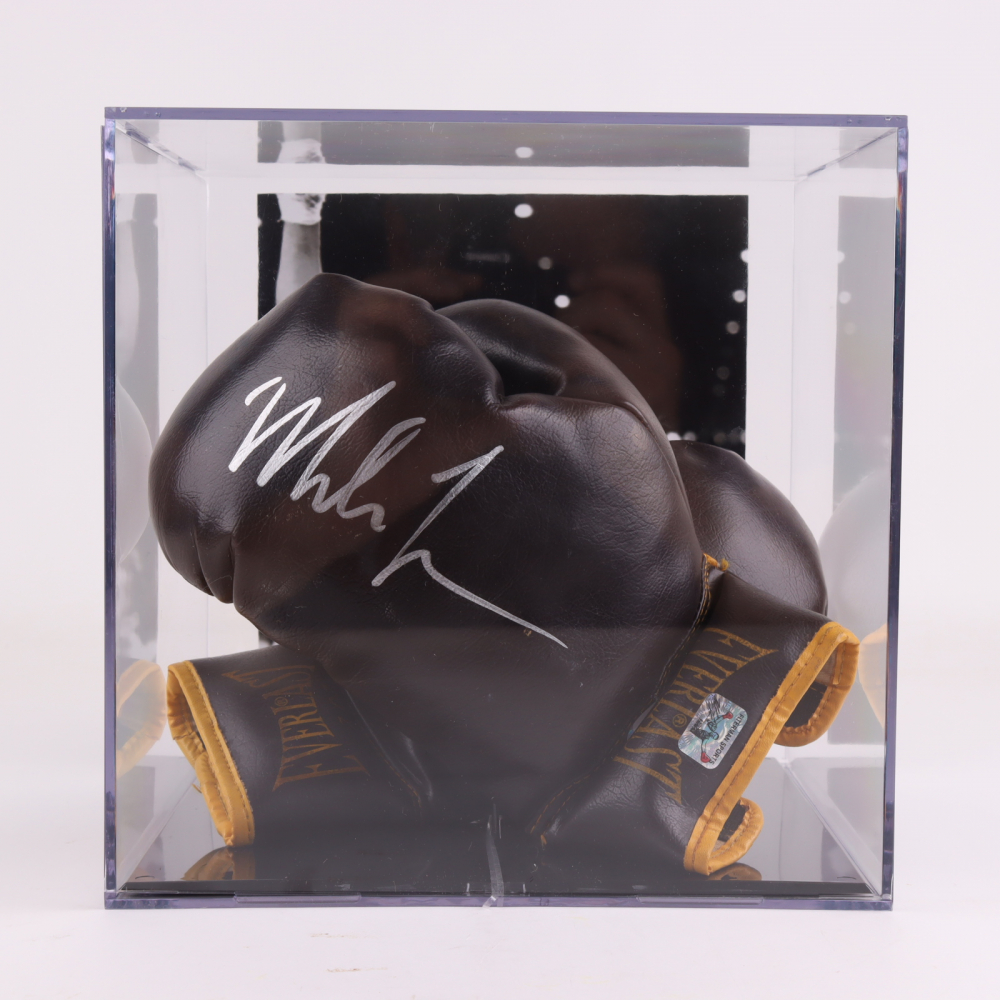 Mike Tyson Signed Everlast Boxing Glove Set with Display Case (Tyson ...