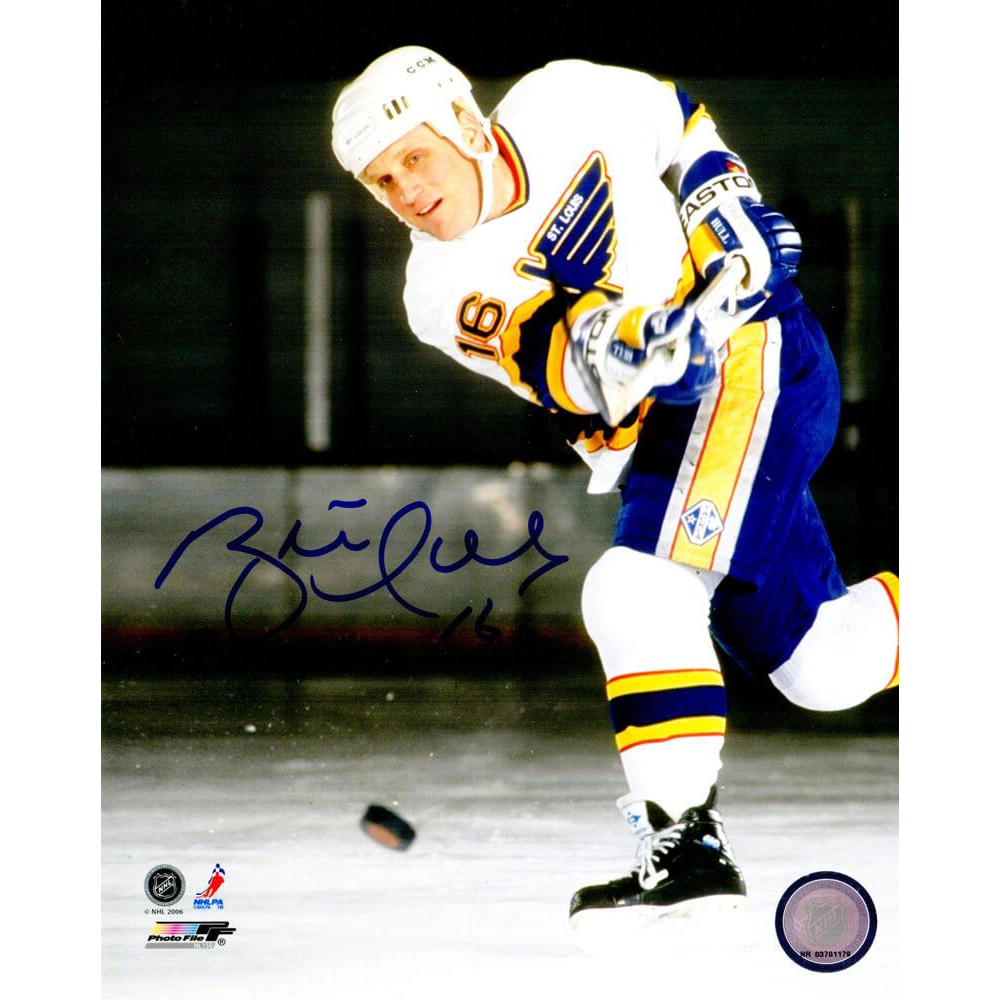 Brett Hull Signed Blues 8x10 Photo (Schwartz Sports) | Pristine Auction