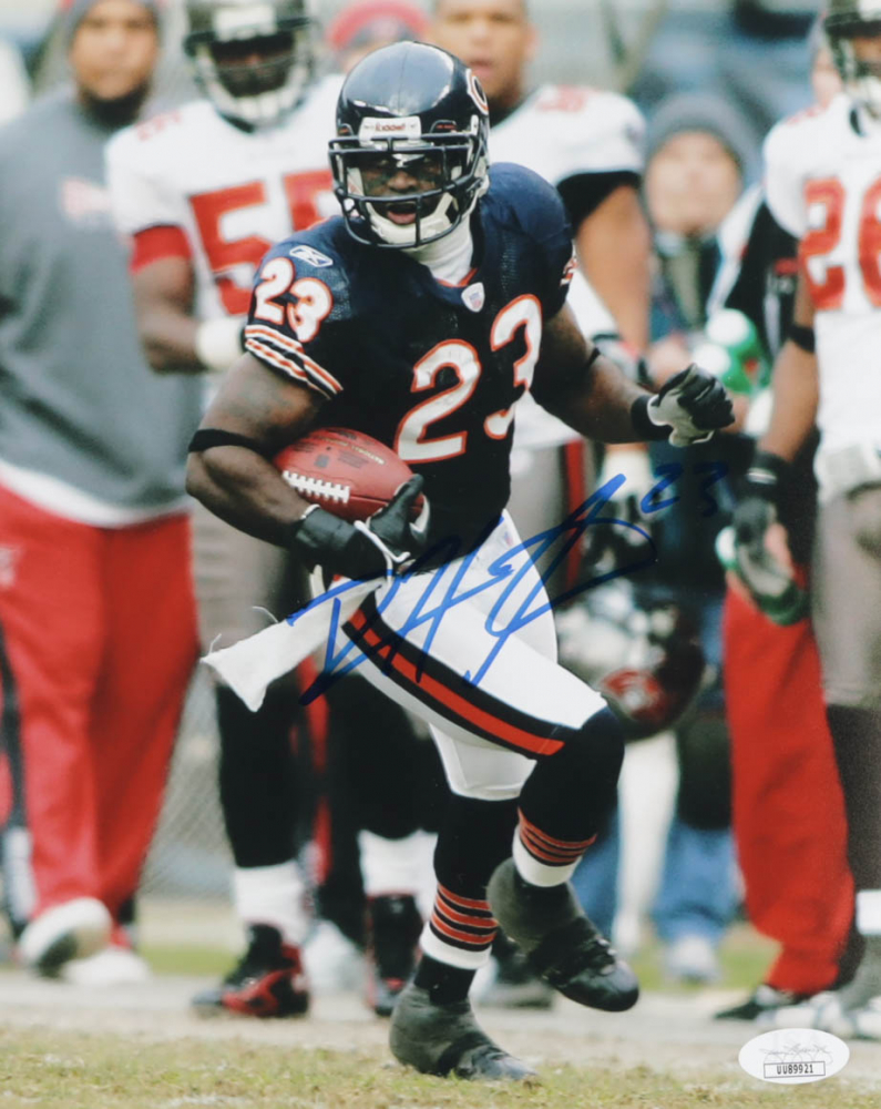 Devin Hester Signed Bears 8x10 Photo (JSA) | Pristine Auction
