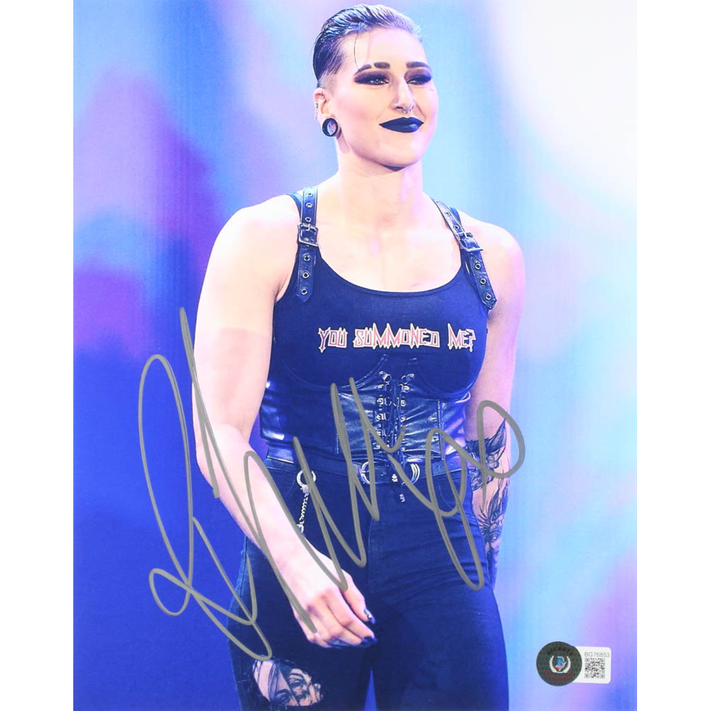 Rhea Ripley Signed WWE 8x10 Photo (Beckett) | Pristine Auction