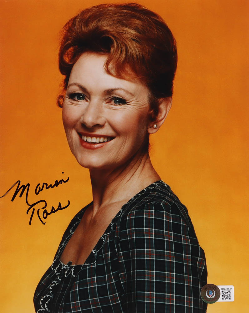 Marion Ross Signed "Happy Days" 8x10 Photo (Beckett) | Pristine Auction