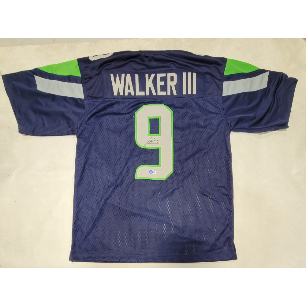 Kenneth Walker III Signed Jersey (Beckett) | Pristine Auction