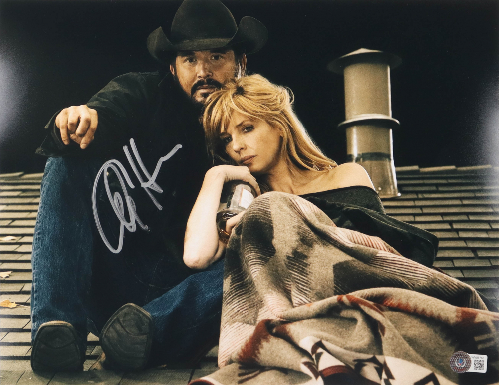 Cole Hauser Signed "Yellowstone" 11x14 Photo (Beckett) | Pristine Auction