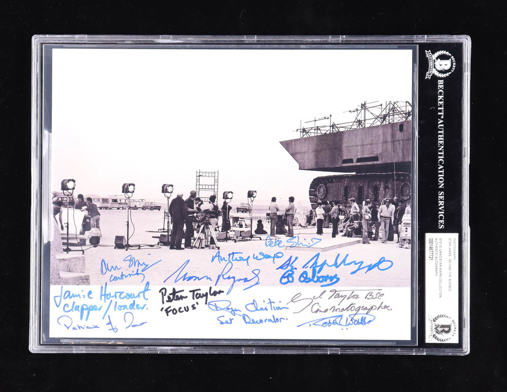 "Star Wars" 8x10 Photo Signed by (12) with Gilbert Taylor, Roger ...
