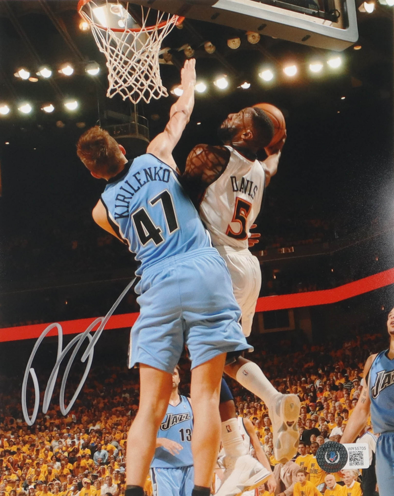 Baron Davis Signed Warriors 8x10 Photo (Beckett) | Pristine Auction