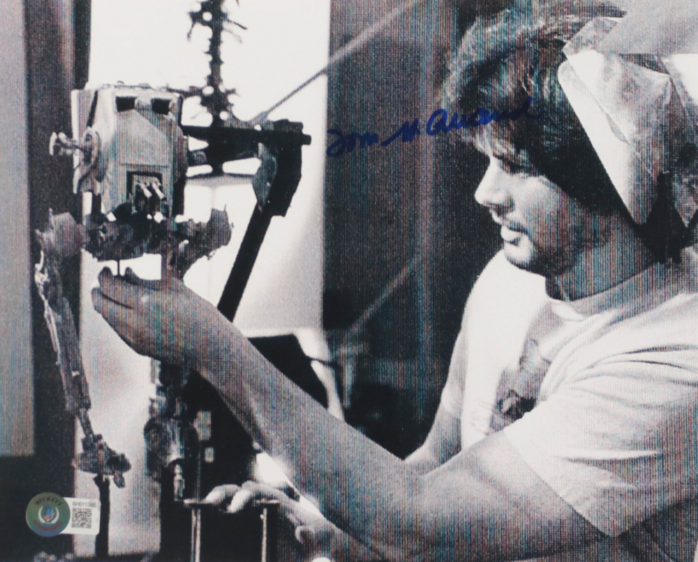 Tom St. Amand Signed "Star Wars" 8x10 Photo (Beckett) | Pristine Auction