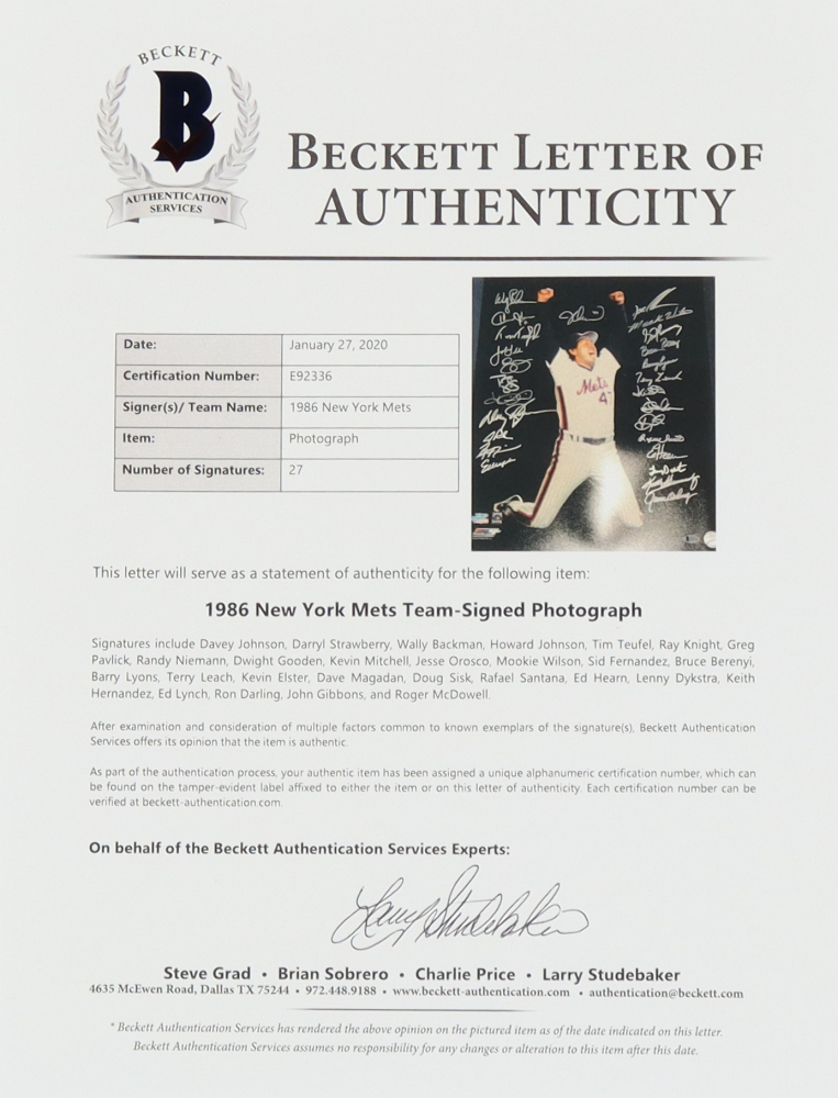 Mets 16x20 Photo Signed By (27) With Doc Gooden, Davey Johnson, Darryl ...