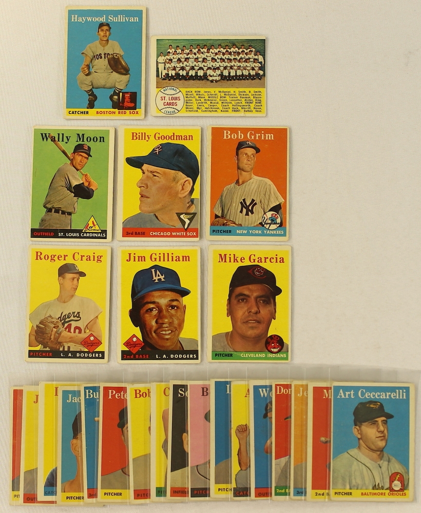 Lot Of (25) 1958 Topps Baseball Cards With Roger Craig, Wally Moon