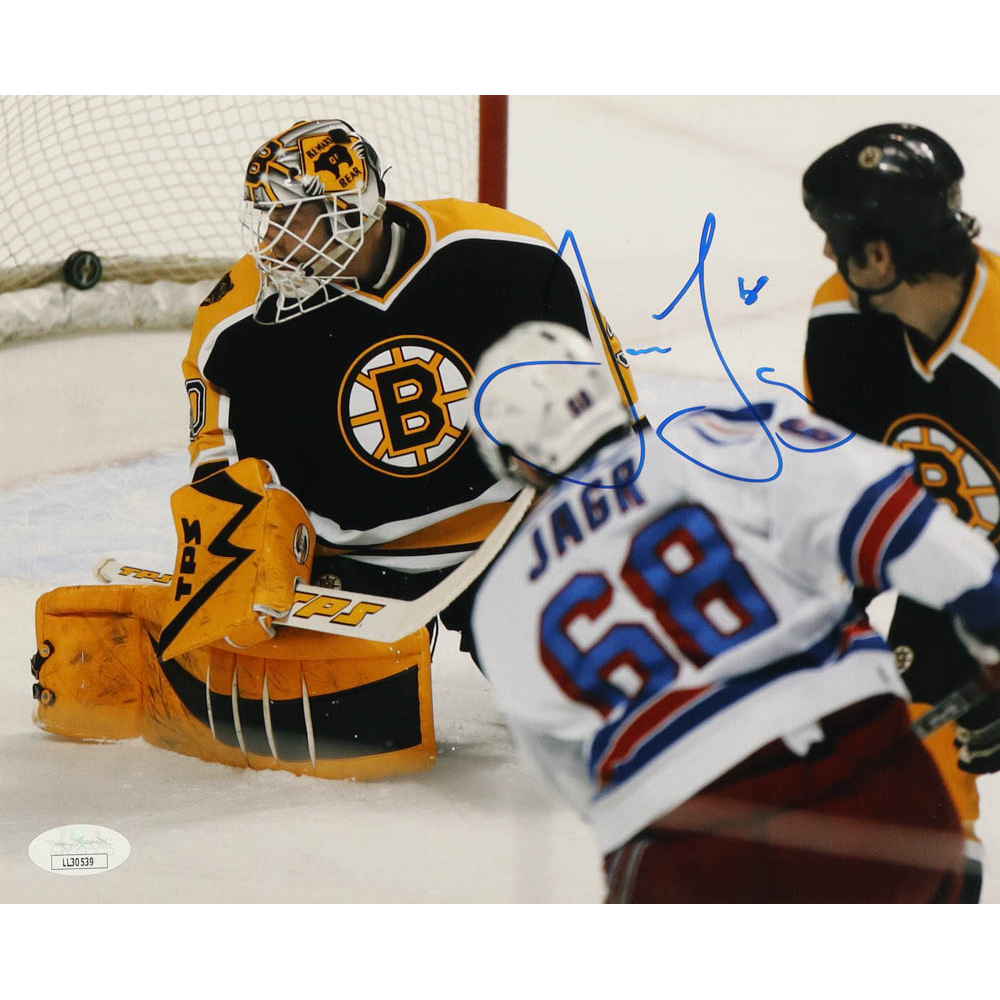 Jaromir Jagr Signed Rangers 8x10 Photo (JSA) | Pristine Auction