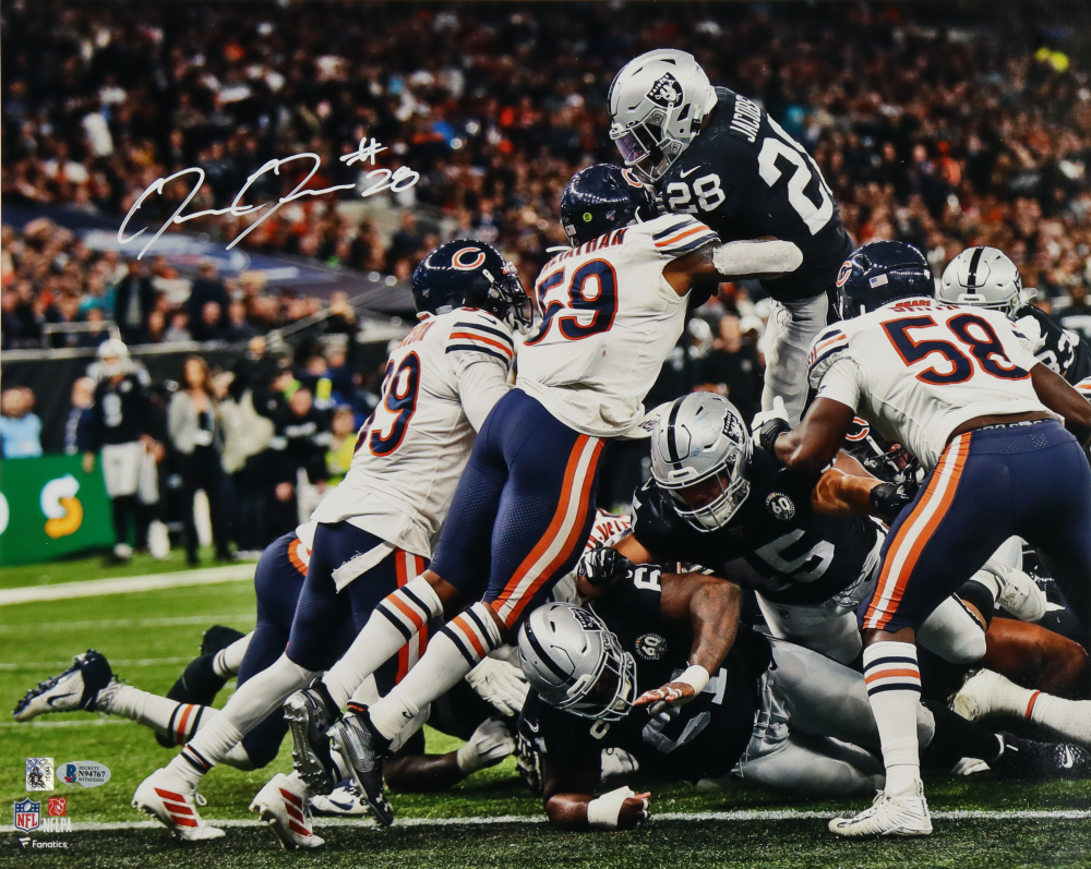 Josh Jacobs Signed Raiders 16x20 Photo (Beckett & Jacobs) | Pristine ...