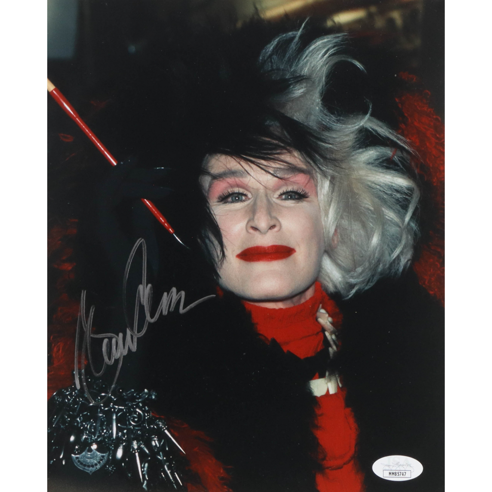Glenn Close Signed "101 Dalmatians" 8x10 Photo (JSA) | Pristine Auction