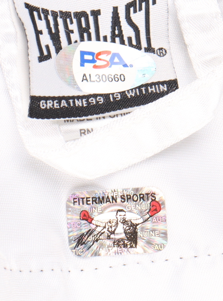 Mike Tyson Signed Everlast Boxing Robe (PSA & Tyson) | Pristine Auction