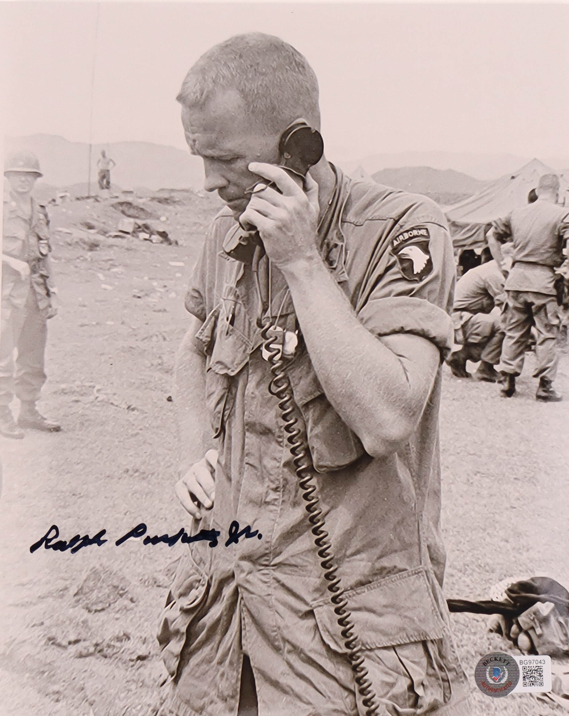Ralph Puckett Jr. Signed 8x10 Photo (Beckett) | Pristine Auction