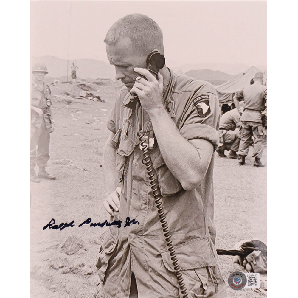 Ralph Puckett Jr. Signed 8x10 Photo (Beckett) | Pristine Auction