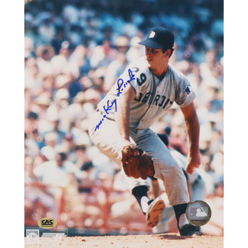 Stan Lopata Signed Tigers 8x10 Photo (CAS) | Pristine Auction